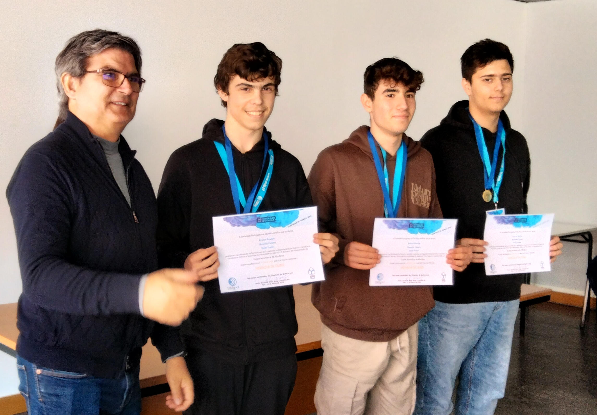 Entrega dos diplomas 2024 — Agrupamento de Escolas de Albufeira Poente